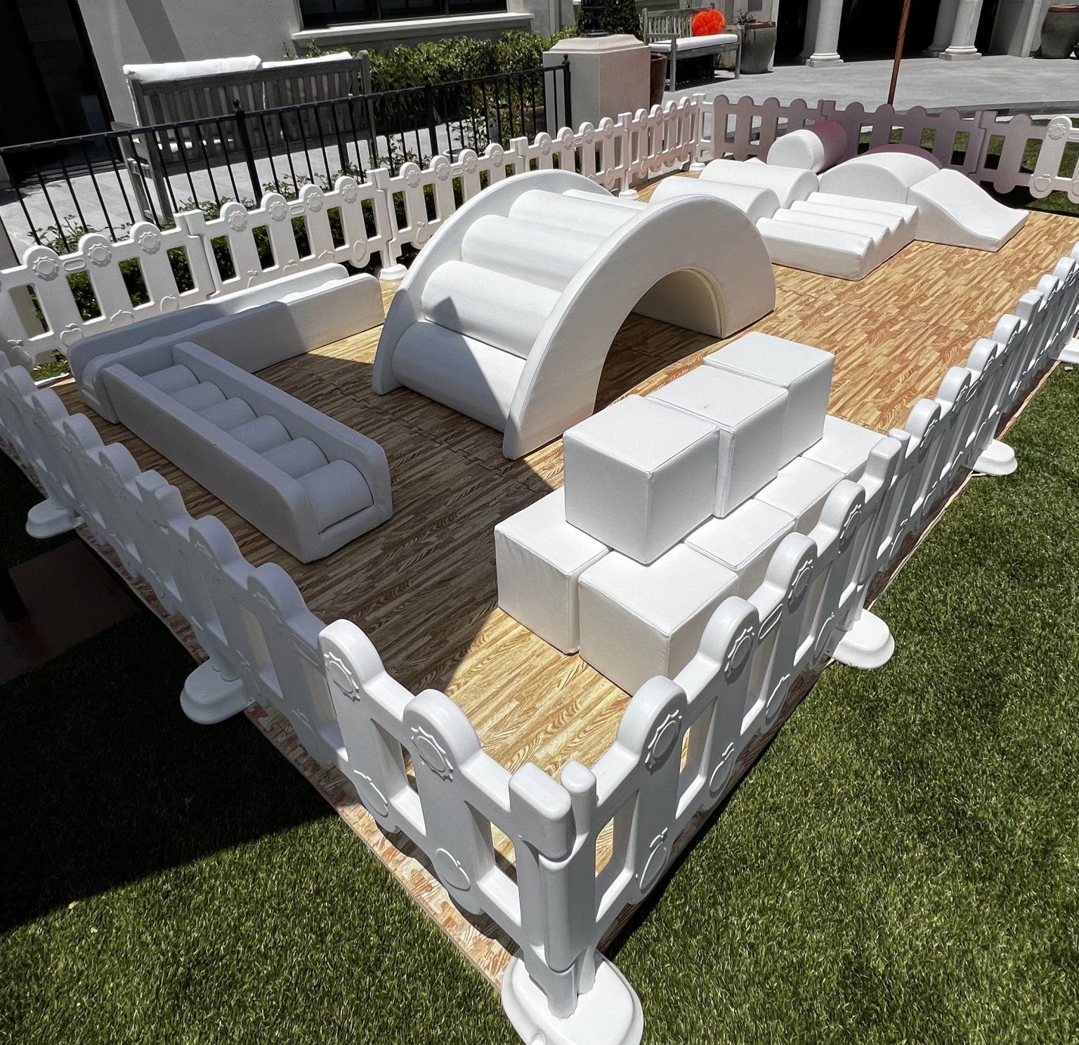 Rent - MESH kids co. Luxury Soft Play + Ball Pit Rental Experiences